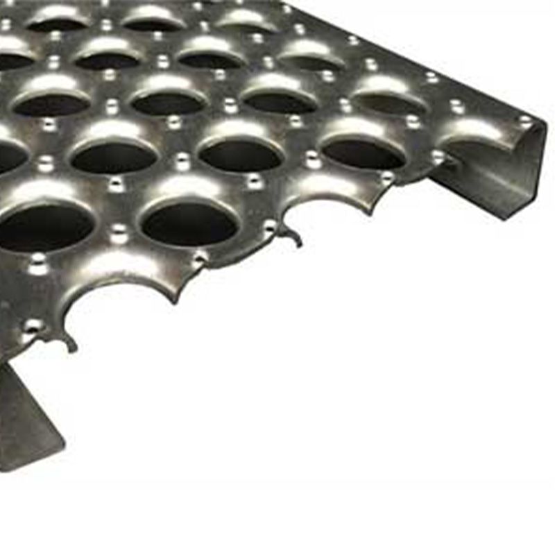 Perf-O Grip Grating